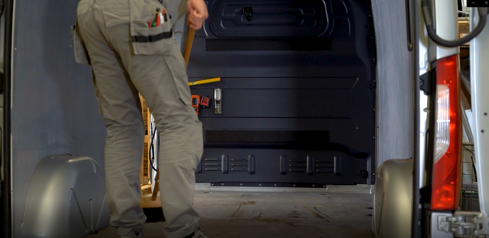 10 Things To Look For In A New Van | bott Smartvan