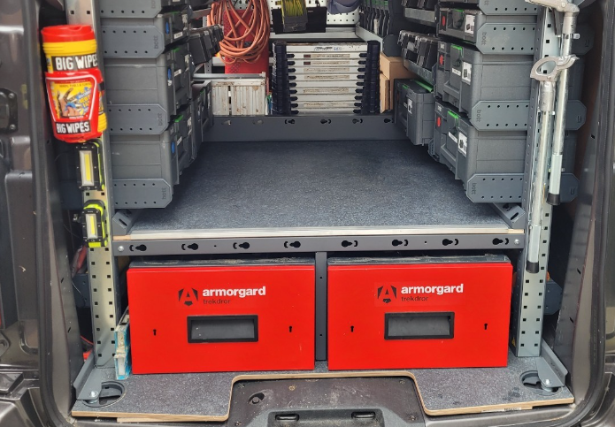 Underfloor Racking & Deck Kit | bott Smartvan